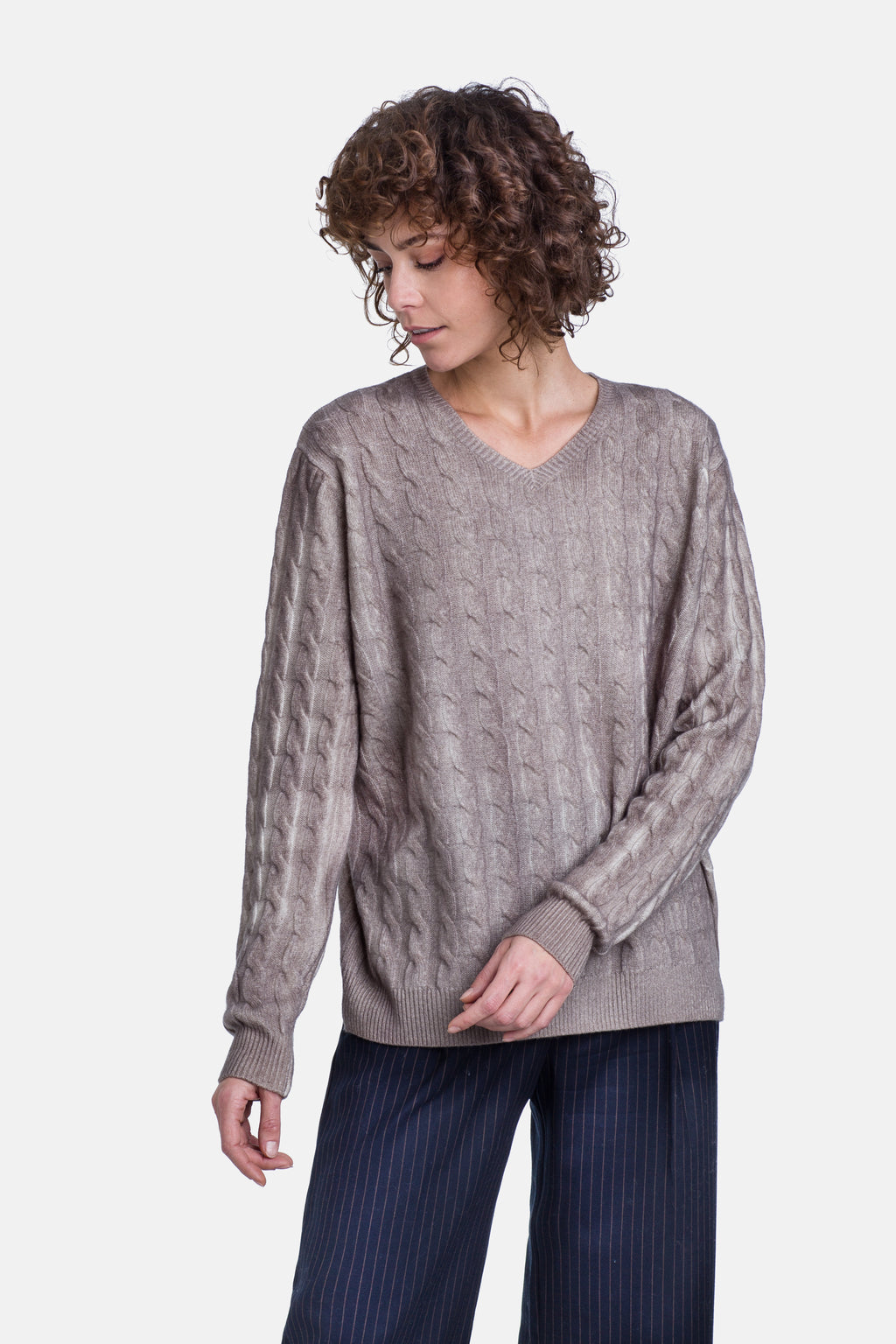 Cable Stone – Ama Pure